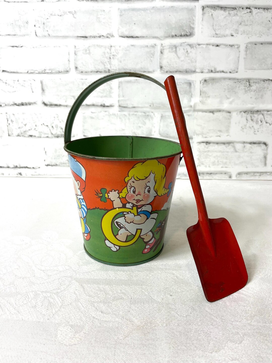 Vintage Beach Sand Pail With Shovel Tin Litho US Metal Toy Co 1940s - Etsy