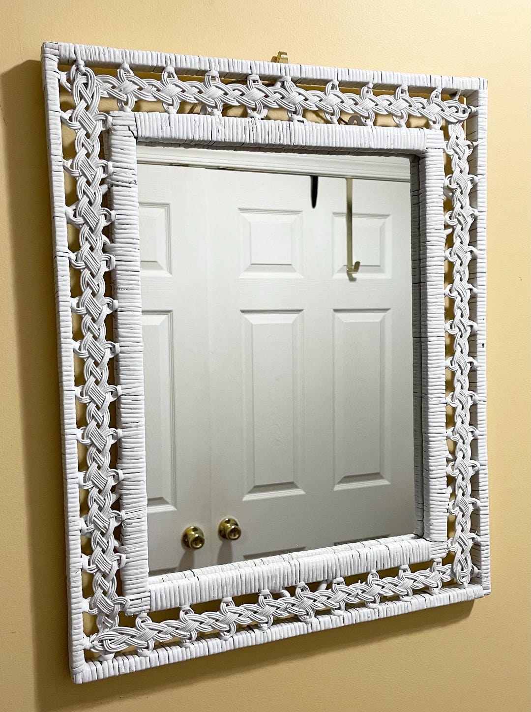 Vintage White Wicker Mirror 1980s Wall Decor 17 X21" - Etsy