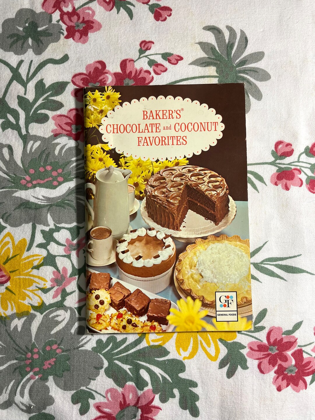 Vintage Dessert Cookbook Bakers Chocolate and Coconut Favorites 1980 ...