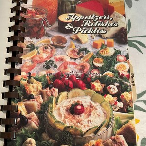 Vintage Fundcraft Sampler Church Fundraiser Sample Book With Recipes ...