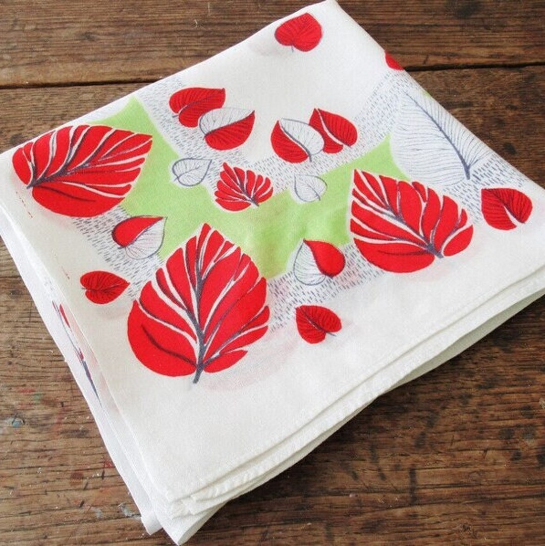 Vintage Table Cloth Red Green Leaves on White 48 Inch Square Retro ...