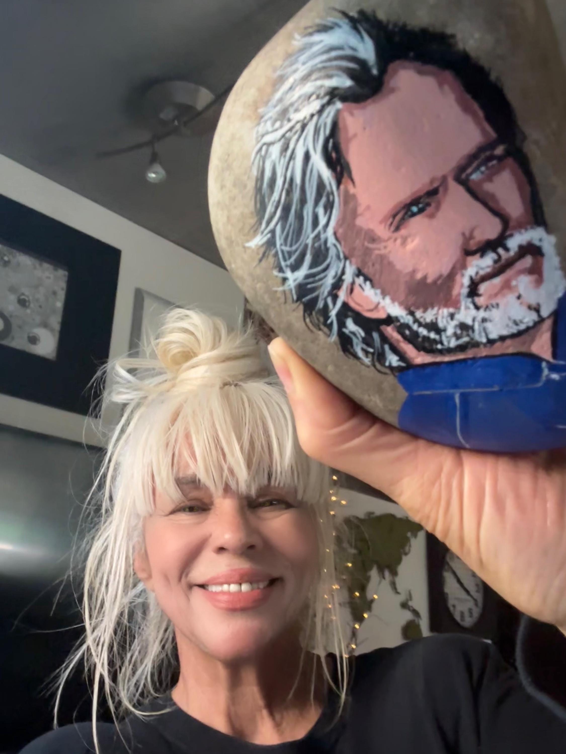 Kris Kristofferson Painted on a Stone! - Etsy