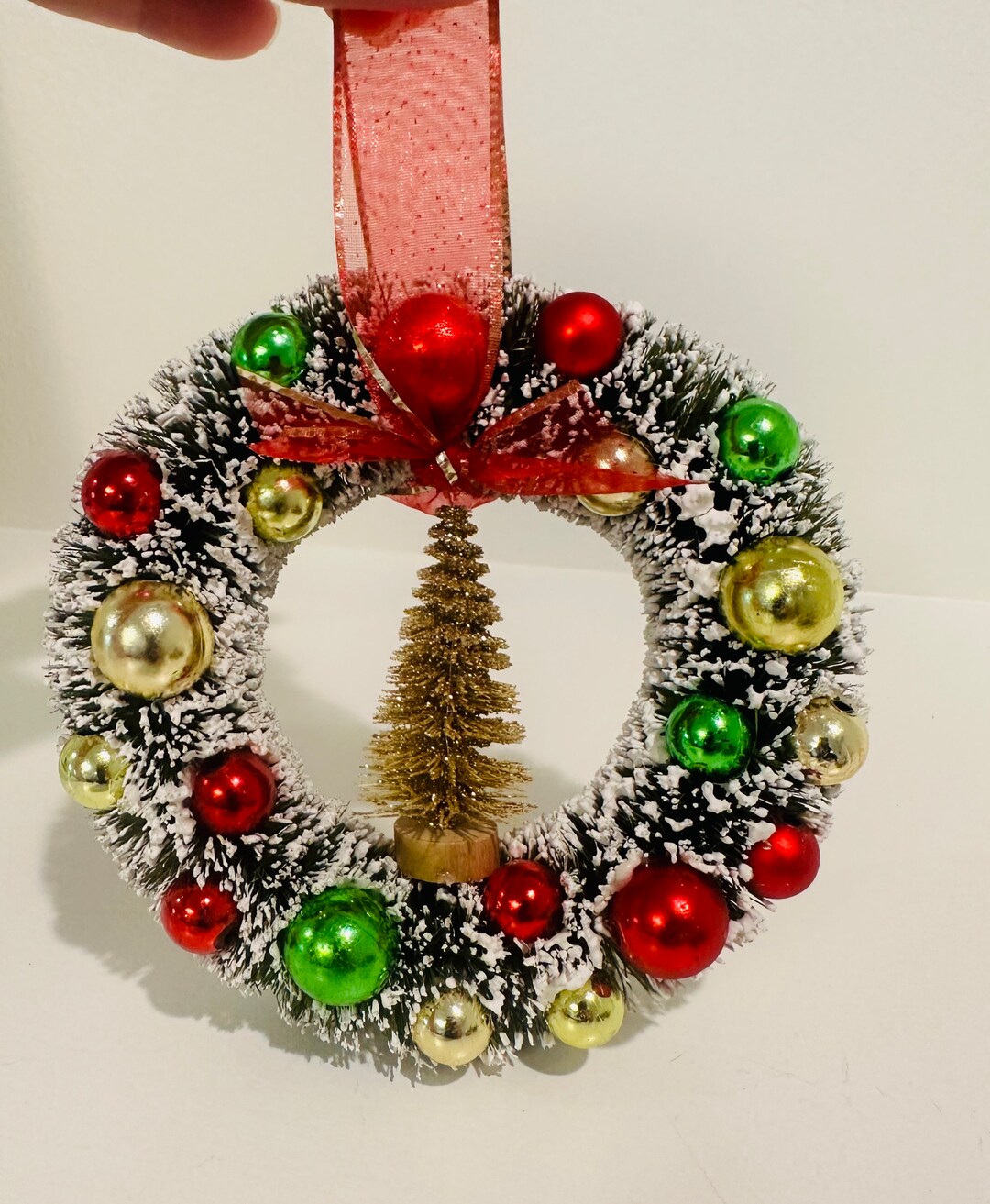 Vintage Bottle Brush Christmas Wreath Ornament: Gold Tree & Beads - Etsy