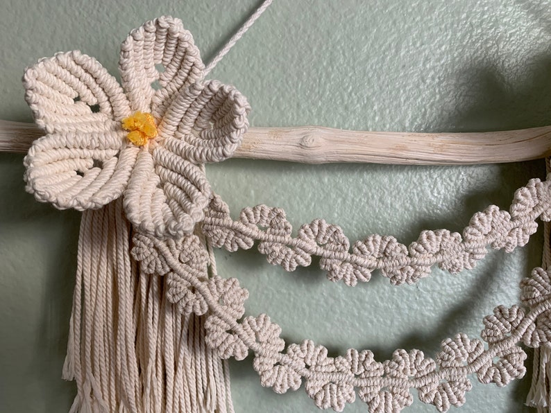 Macrame Flower wall hanging | Etsy