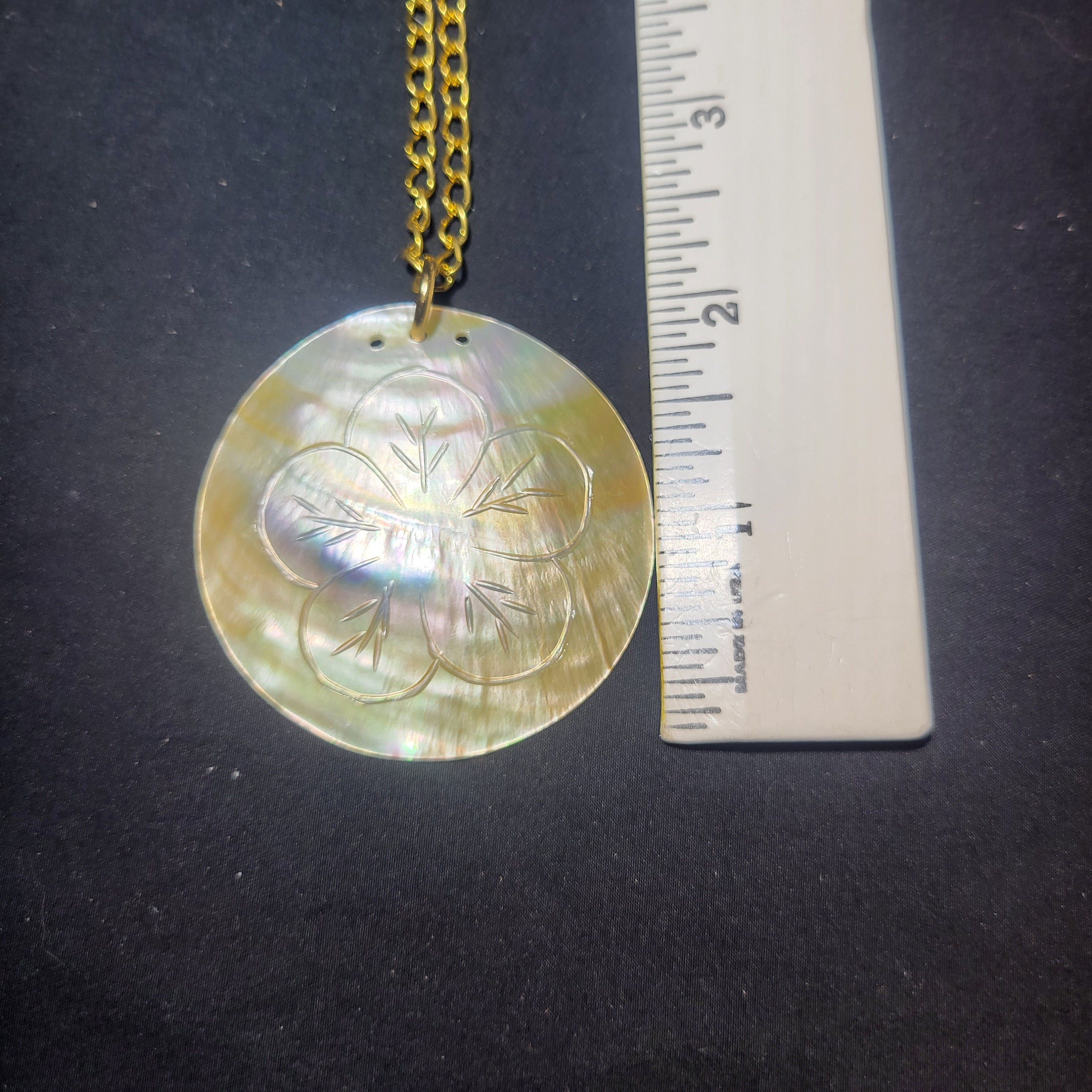 Flower Shell Necklace, Shell Flower Necklace, Hibiscus Pendant, Flower ...