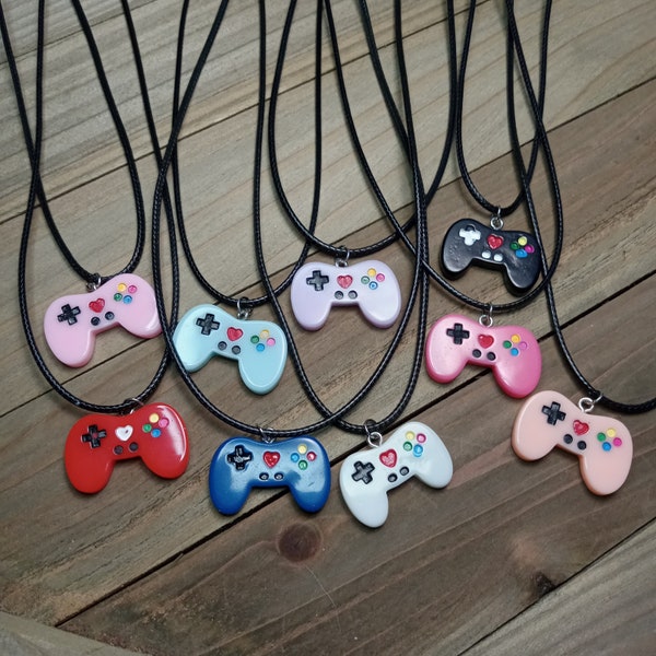 Controller Necklace - Etsy