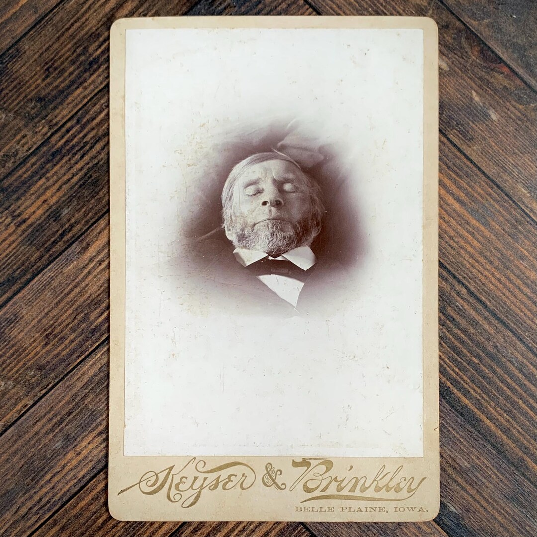 Antique Post Mortem Photo of Victorian Man, Death Photography, Mourning ...