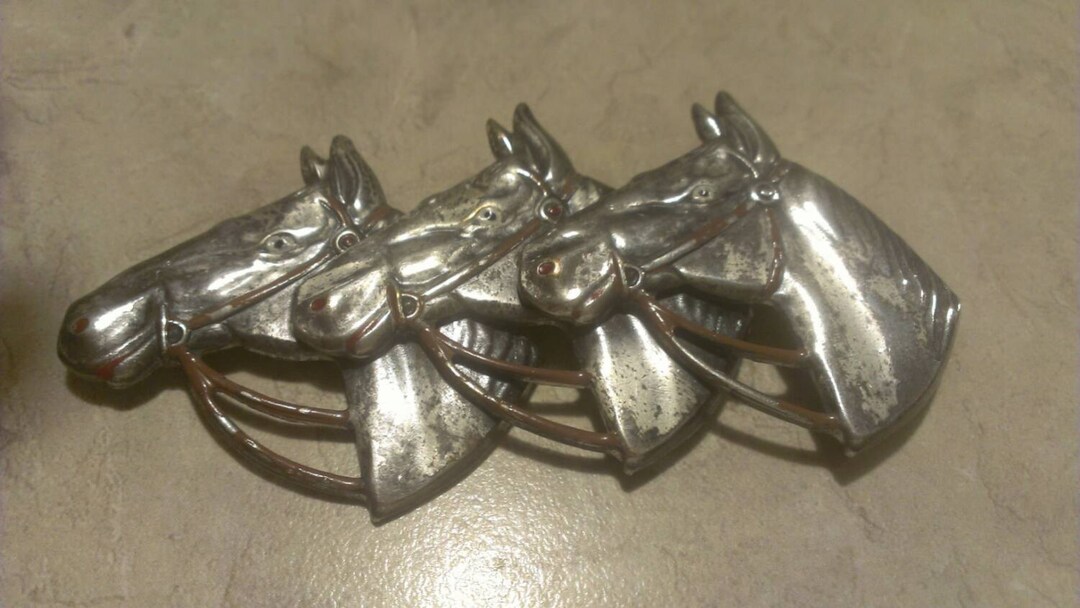 Old Uncas Sterling Triple Horse Head Brooch - Etsy