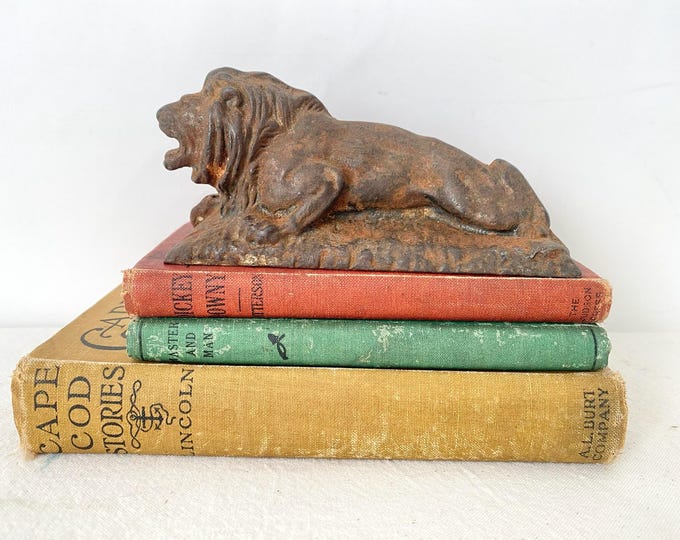 Vintage Lion Figure - Cast Iron Lion Statue Paperweight - Etsy