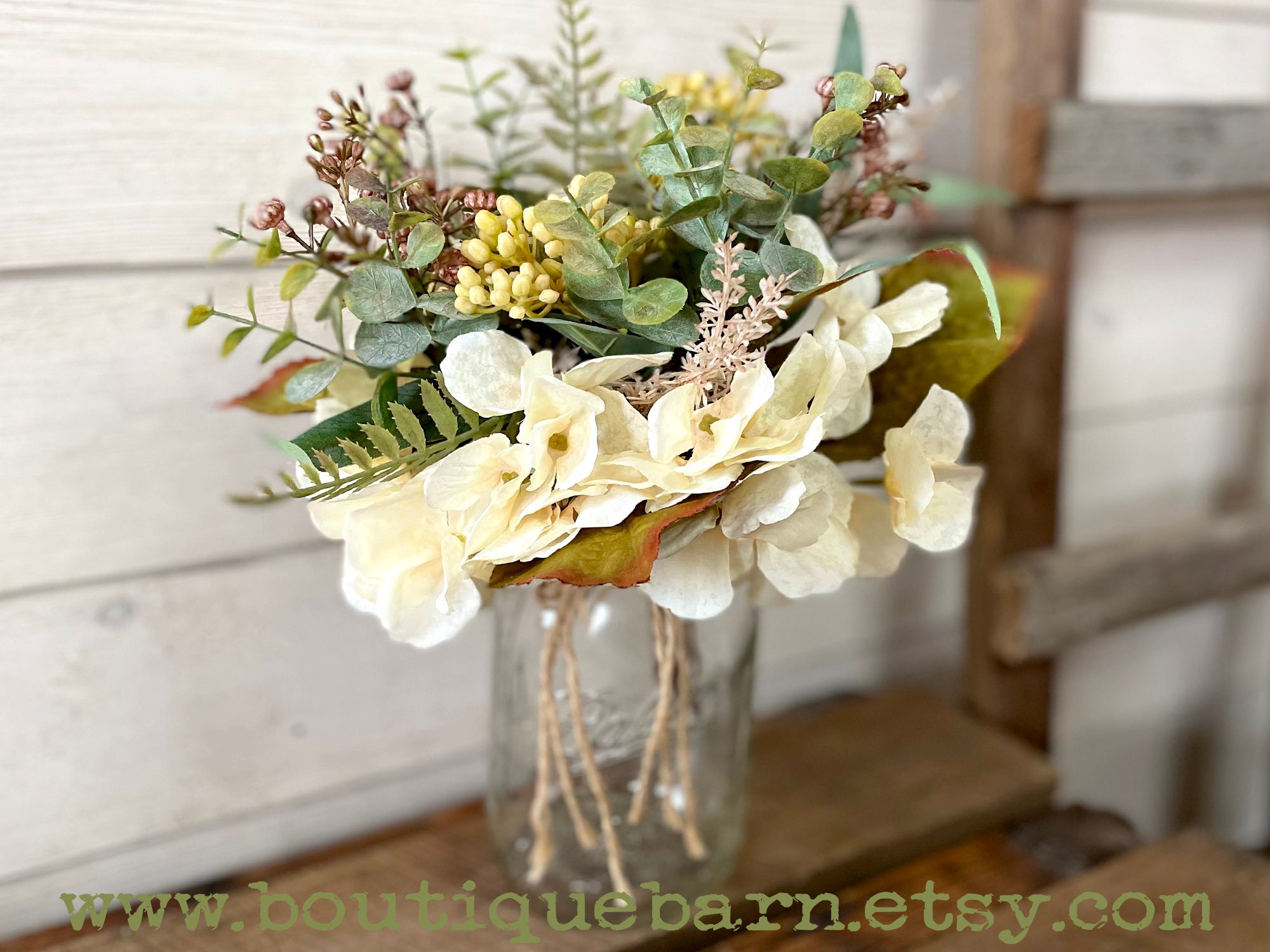Neutral Wedding Flower Centerpieces