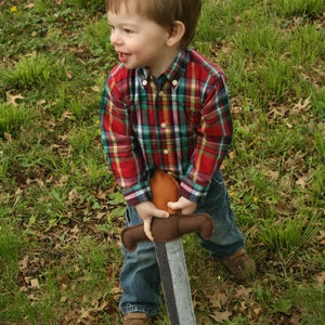 Child's Play Felt Sword ••• PATTERN ••• Time for an Adventure! - Etsy