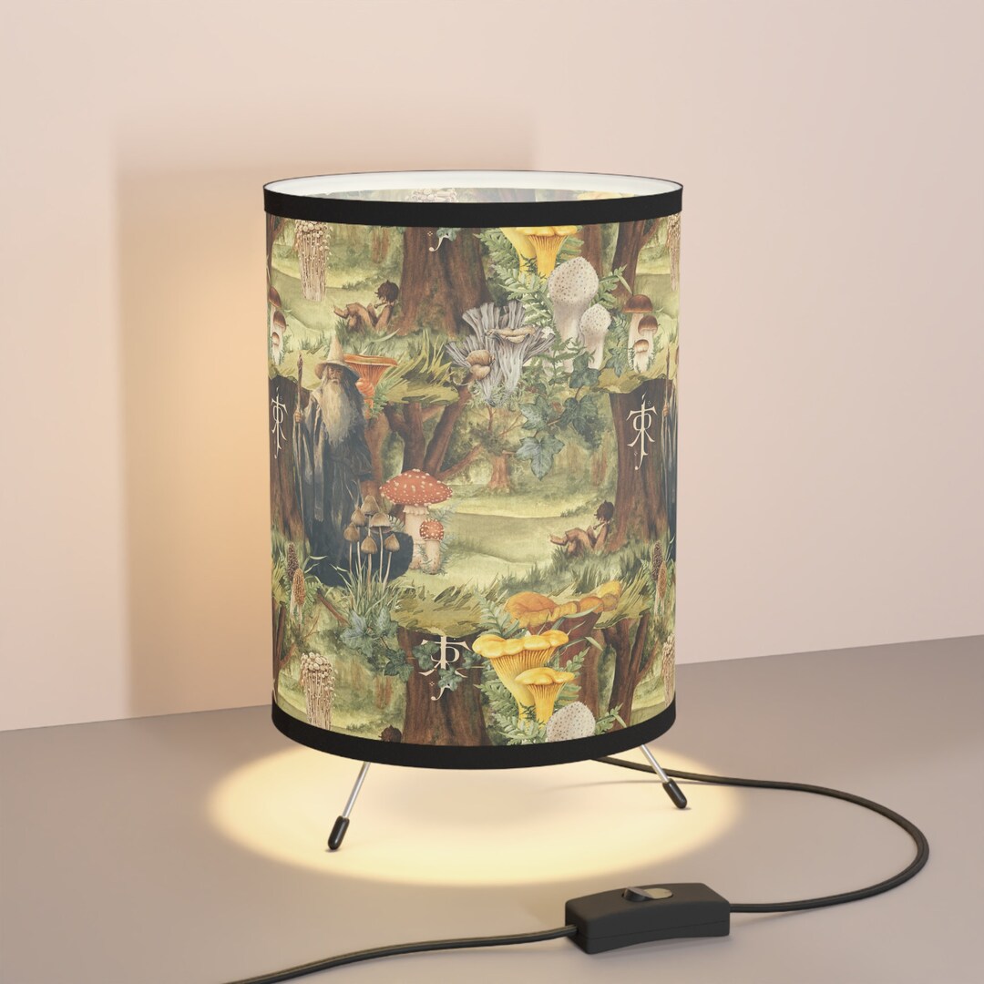 LOTR Hobbit Lamp, Tripod Lamp With High-res Printed Shade, Lord of the ...