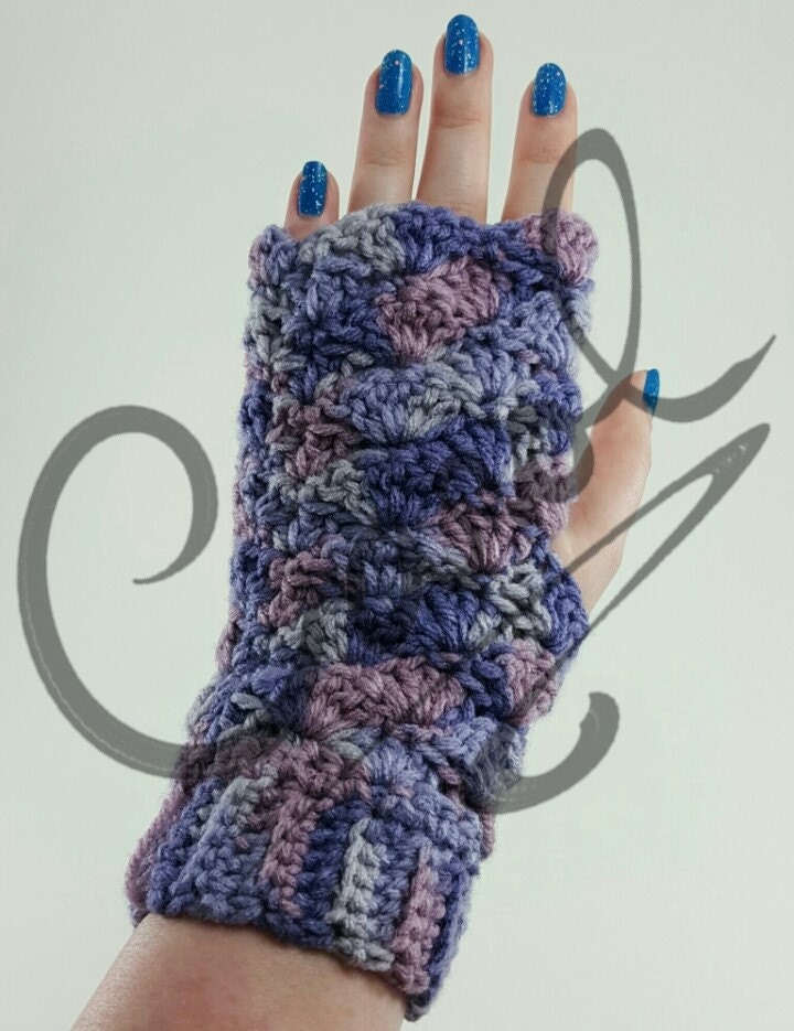 Crochet Shell Finger-less Gloves PDF Pattern - Etsy