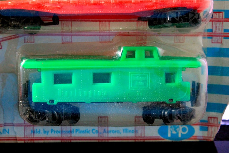 Processed Plastic HO Gauge Freight Train Vintage 1960’s Playset - Etsy