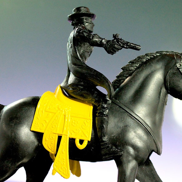 Zorro Statue - Etsy