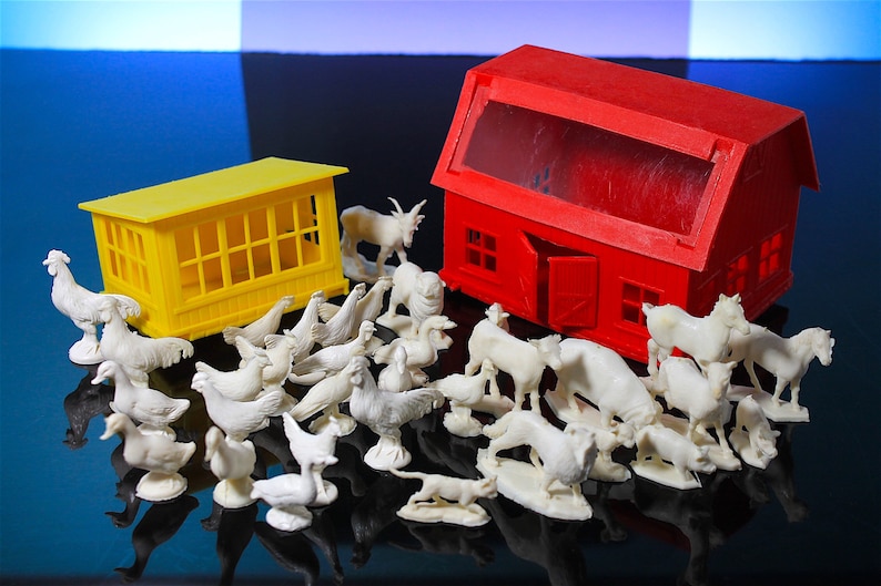 Auburn Rubber Farm Animals Barn & Chicken Coop Vintage Playset - Etsy