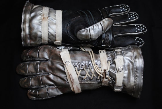 Nasa Gloves
