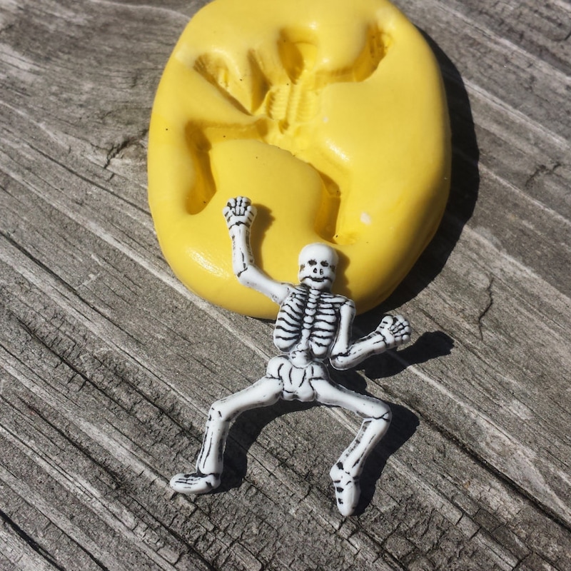 Clay Skeleton - Etsy
