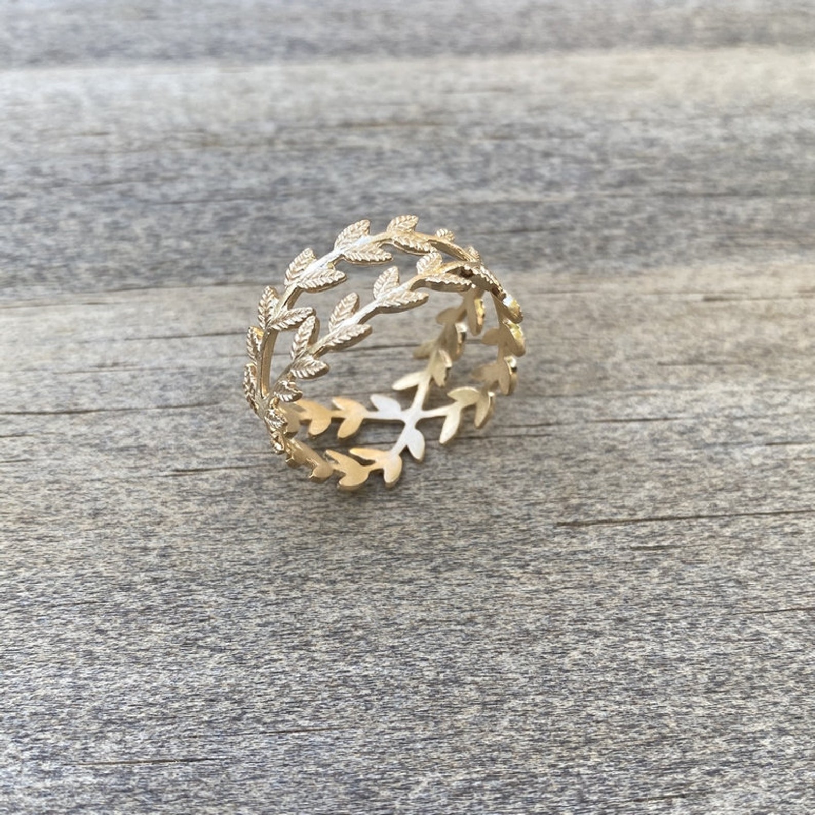 Laurel Leaf Ring Interlaced Gold Plated - LAURIER - Laurel Wreath Ring ...