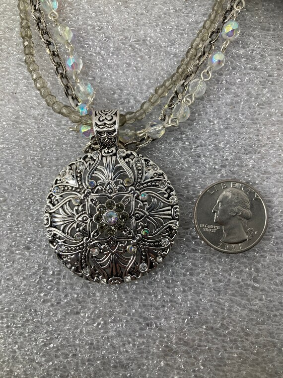 Hypoallergenic vintage avon amulet necklace earring s… - Gem