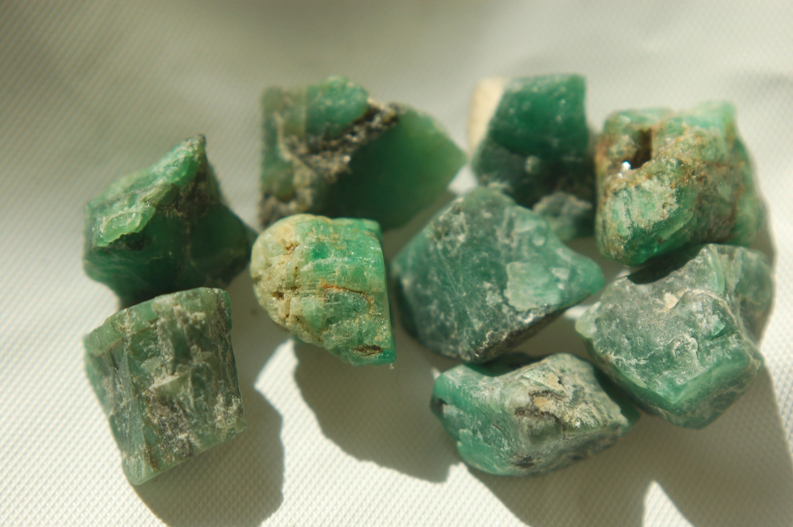 9 Large Natural African Emerald Crystals 80.01 Ct Total - Etsy Norway