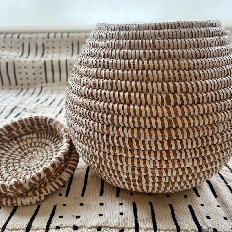 Small Basket With Lid - Etsy