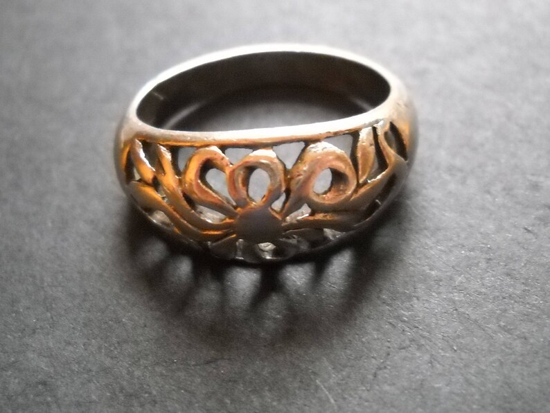 Ring Vintage Sterling Silver Dome Ring Cut Out Pattern Silver - Etsy