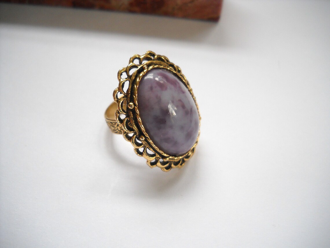 Ring Vintage Lavender Marble Purple Glass Cabochon Stamped - Etsy