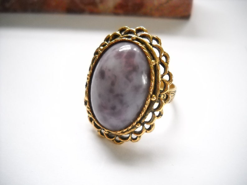 Ring Vintage Lavender Marble Purple Glass Cabochon Stamped - Etsy