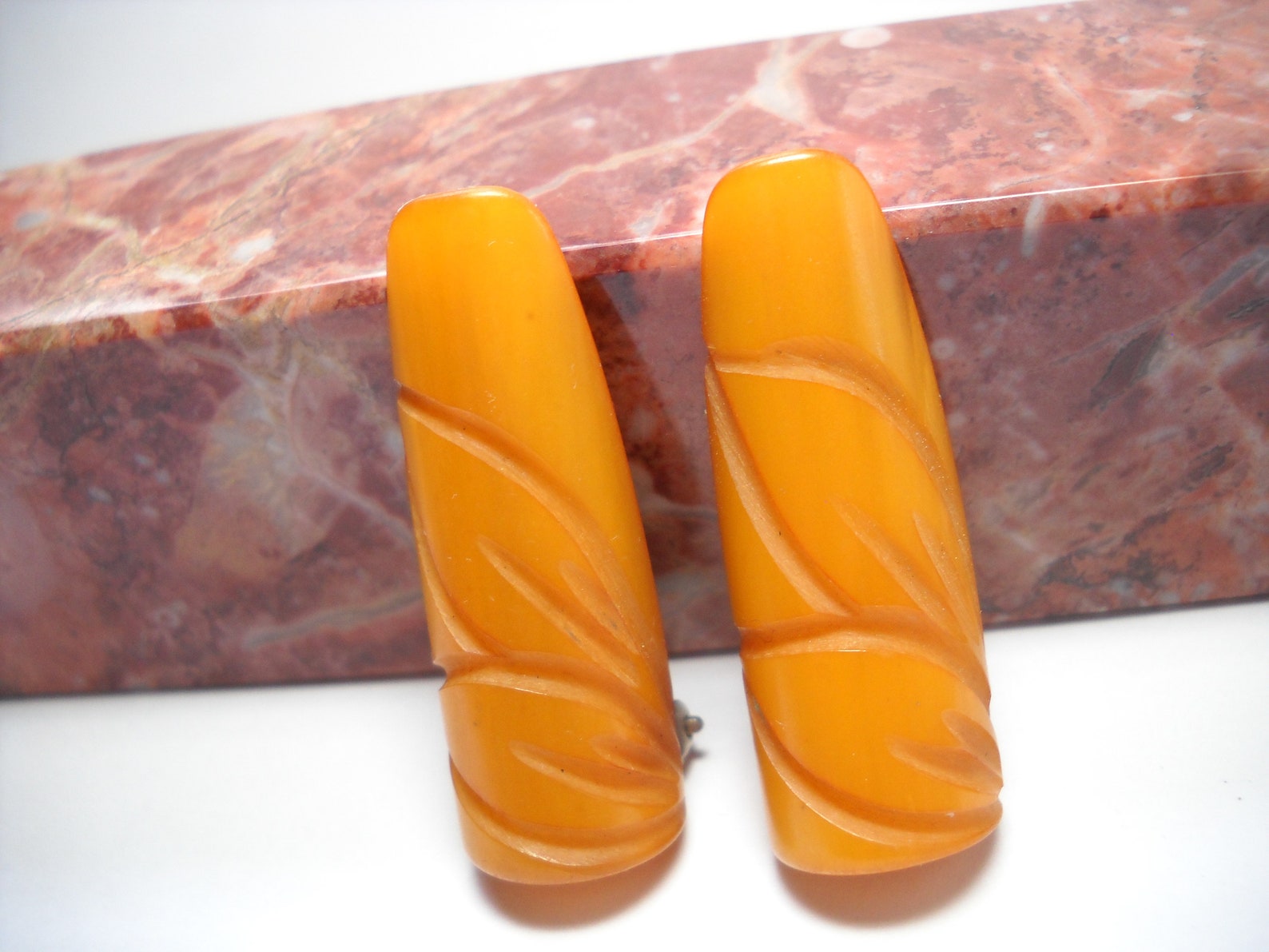Bakelite Dress Clips Matching Bakelite Carved Butterscotch - Etsy