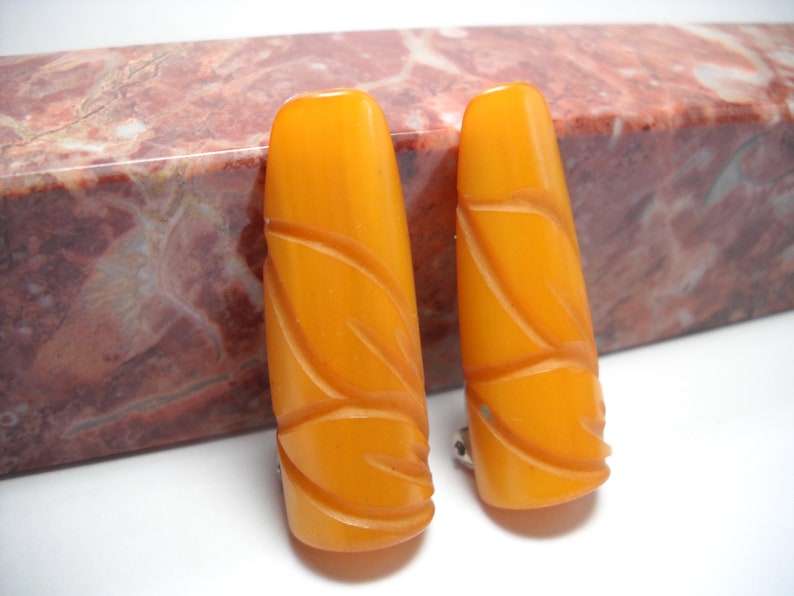 Bakelite Dress Clips Matching Bakelite Carved Butterscotch - Etsy