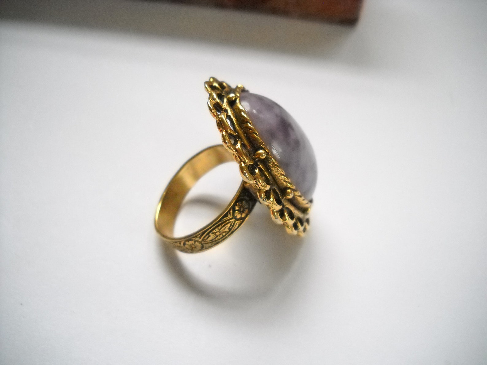 Ring Vintage Lavender Marble Purple Glass Cabochon Stamped - Etsy