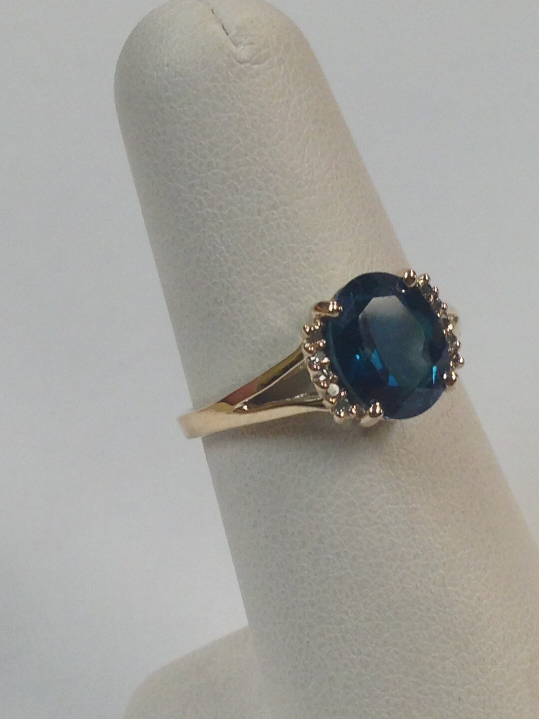 Natural Caribbean Topaz With Natural Diamond Ring Solid 14kt Yellow ...