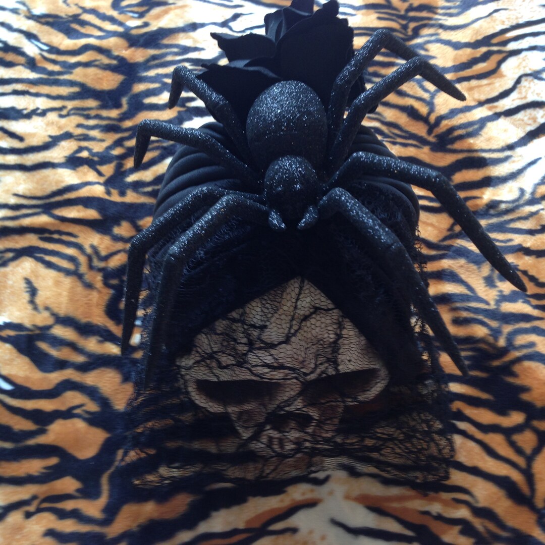Halloween Goth Burlesque Showgirl Spooky Pinup Turban Giant Spider With ...
