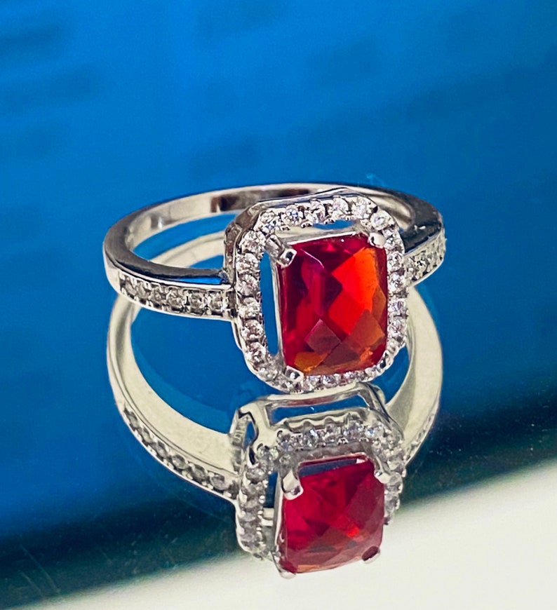 R488 Starburst-cut Mt St Helens Helenite Ruby Red July - Etsy