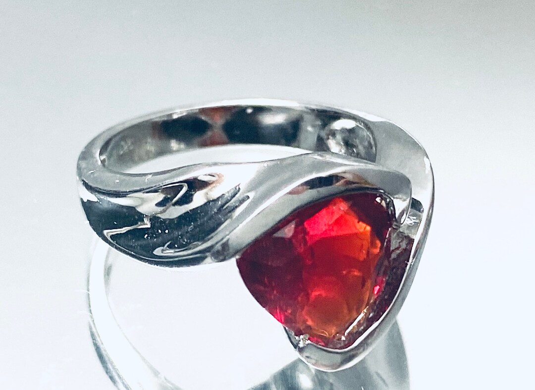 R1847S Classic Style Mt St Helens Red Helenite July Birthstone - Etsy