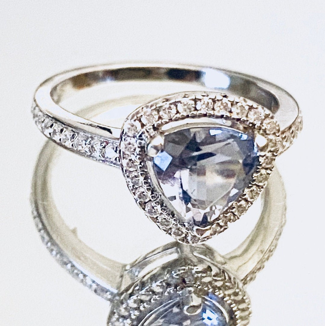 R777 Classic Mt St Helens Twilight Helenite Halo Trillion Shape ...