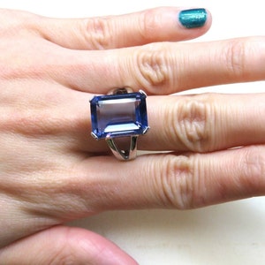 R575 Classic Mt St Helens Twilight Lavender Purple Helenite Emerald-cut ...