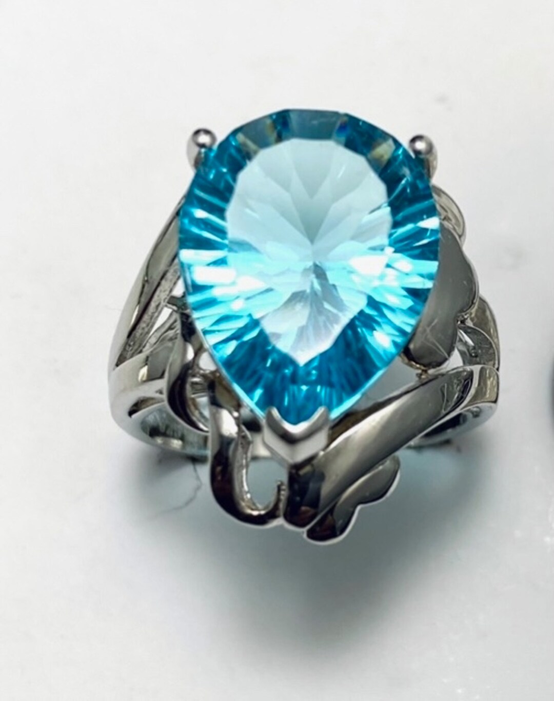 R1353B Art Nouveau-style Mt St Helens Swiss Blue Helenite Prong Set ...