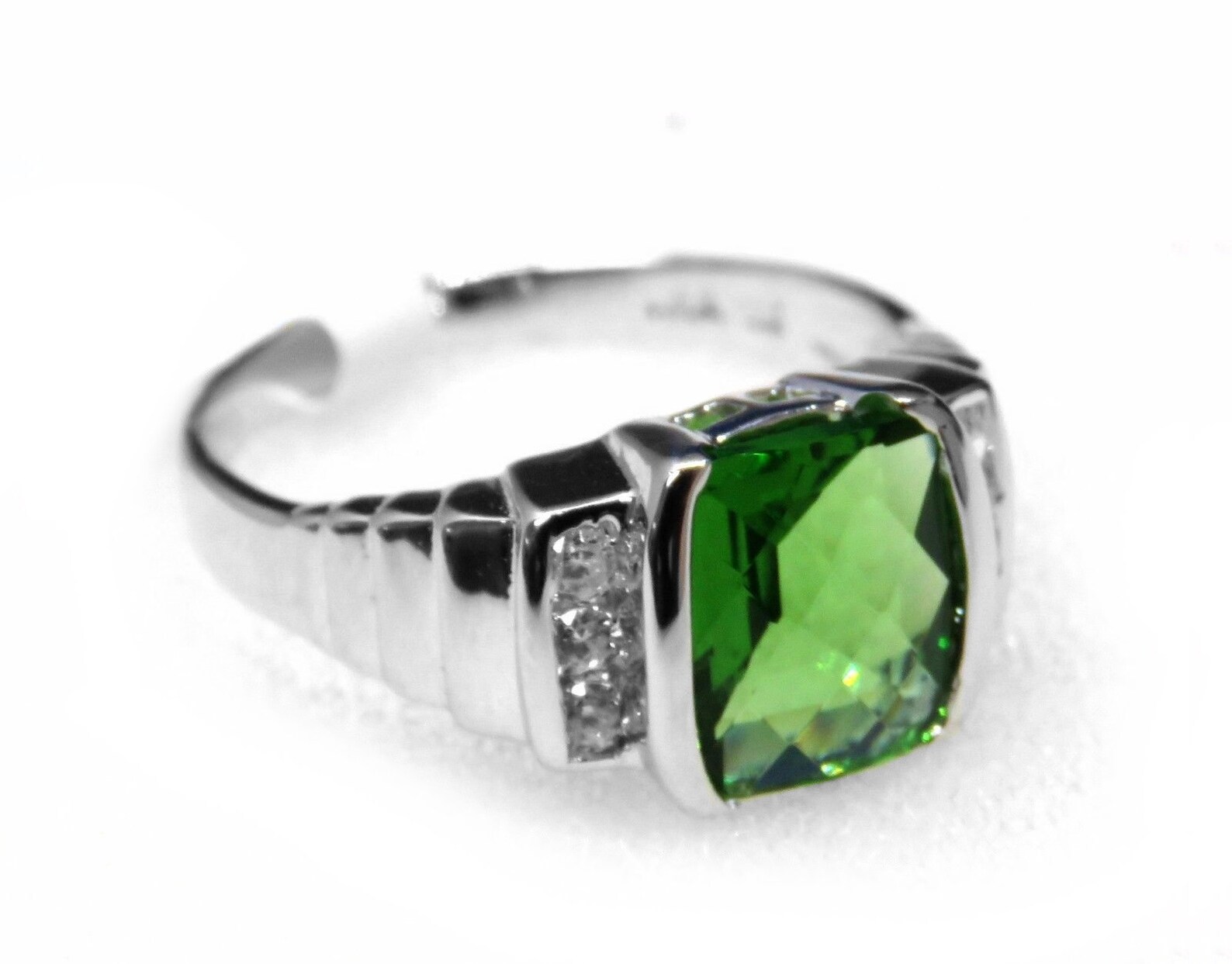 R1162 Forest Green Helenite Curved Rectangular Sterling Silver | Etsy