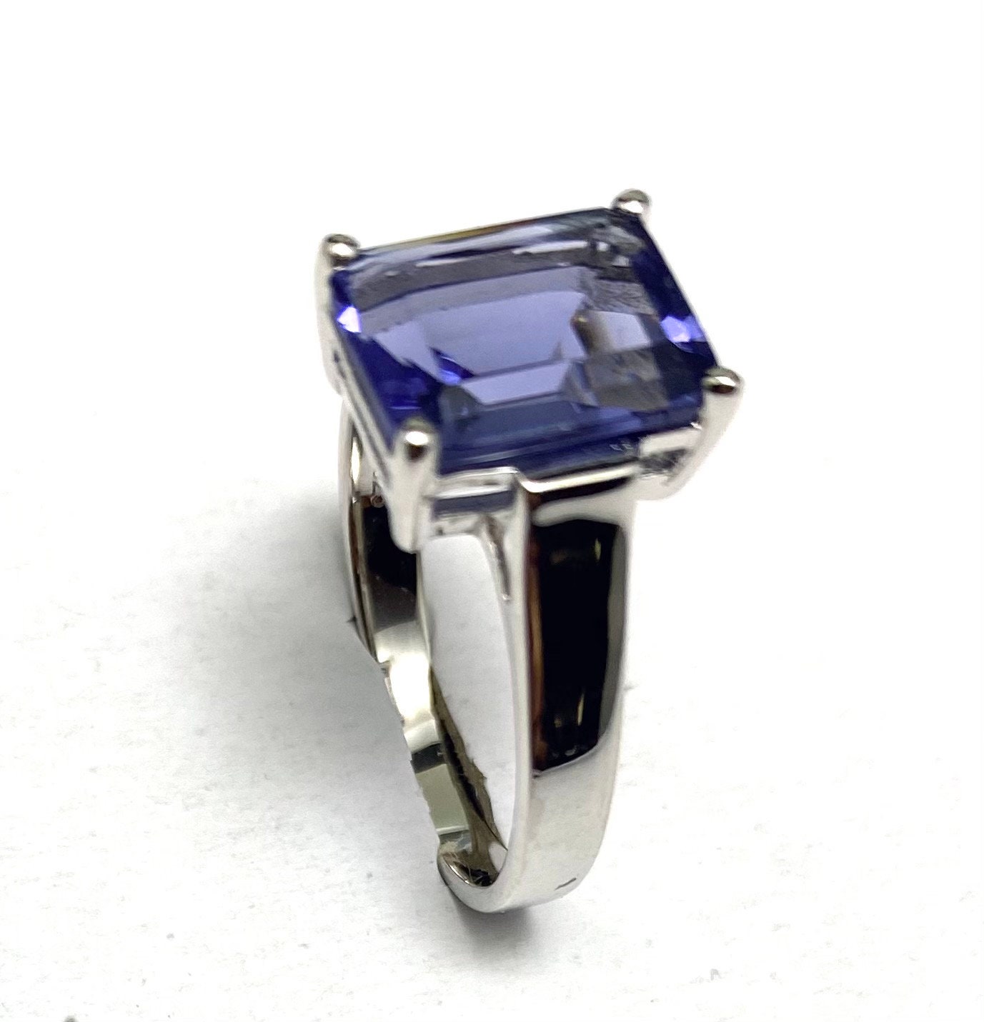 R0737S Classic Mt St Helens Purple Twilight Helenite Emerald - Etsy