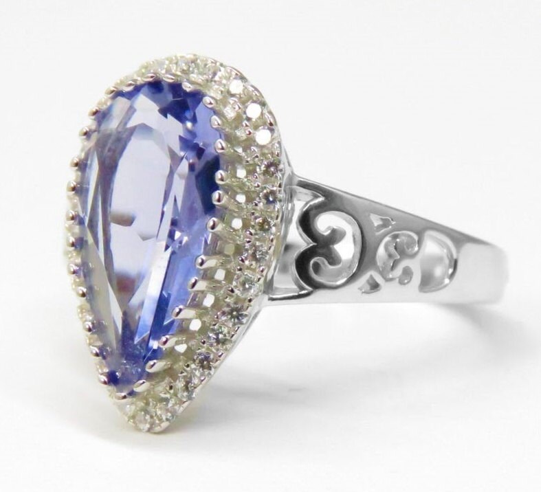 R6420 Victorian-Style Mt St Helens Lavender Purple Helenite | Etsy