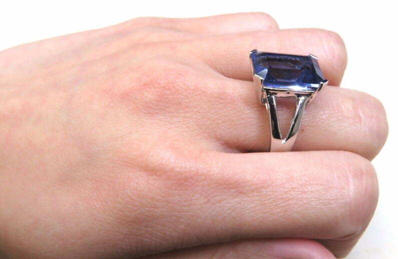 R575B Classic Mt St Helens Blue Helenite Emerald-cut - Etsy