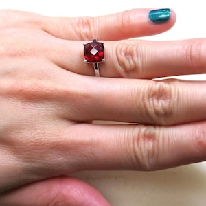 R90808R Classic Style Mt St Helens Helenite Ruby Red July Birthstone ...
