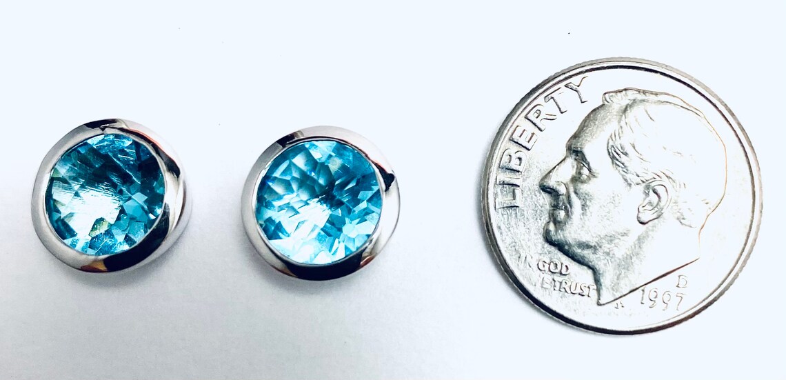 E80808B Classic Style Mt St Helens Blue Helenite Round 3ct - Etsy