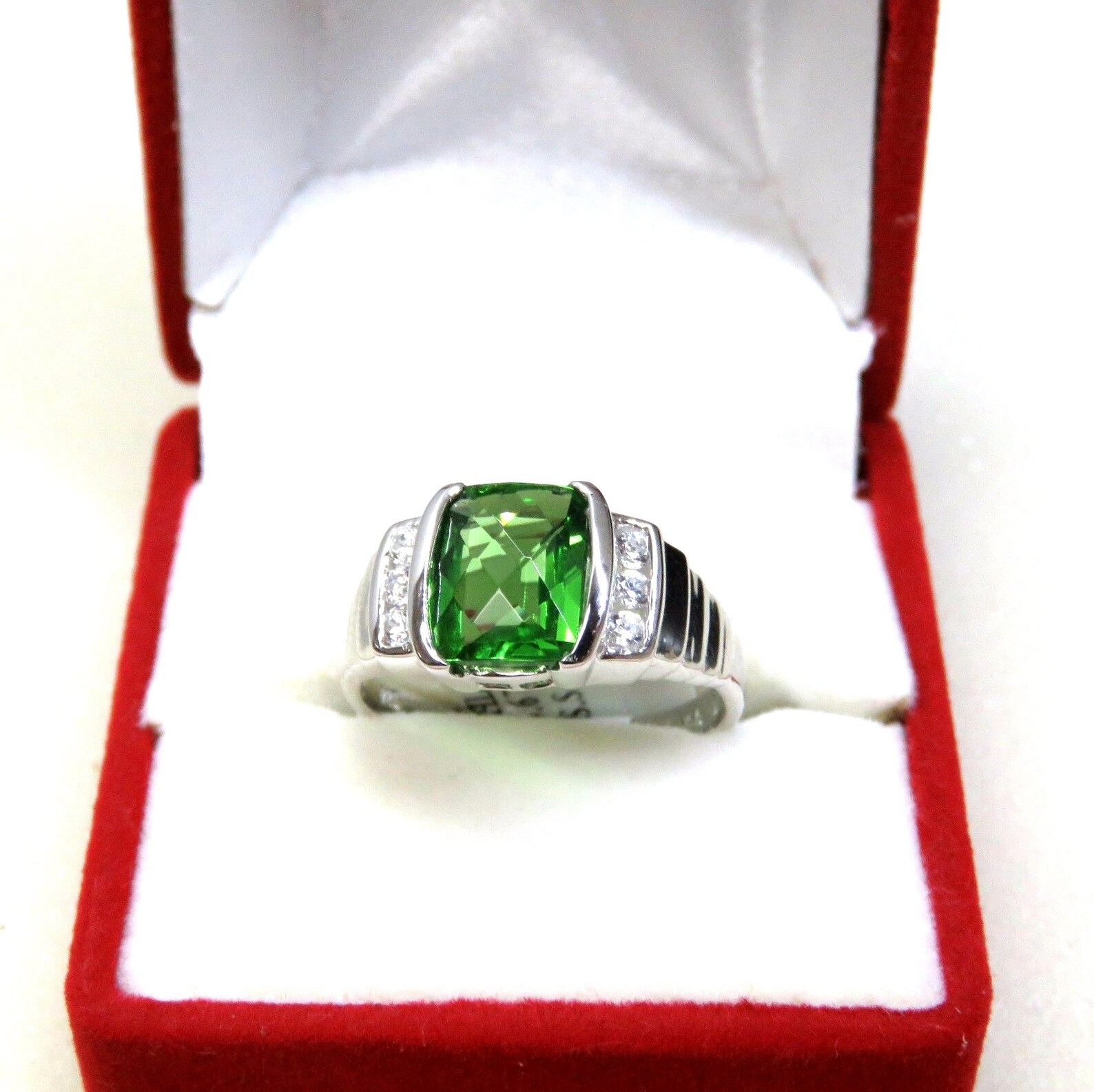 R1162 Forest Green Helenite Curved Rectangular Sterling Silver | Etsy