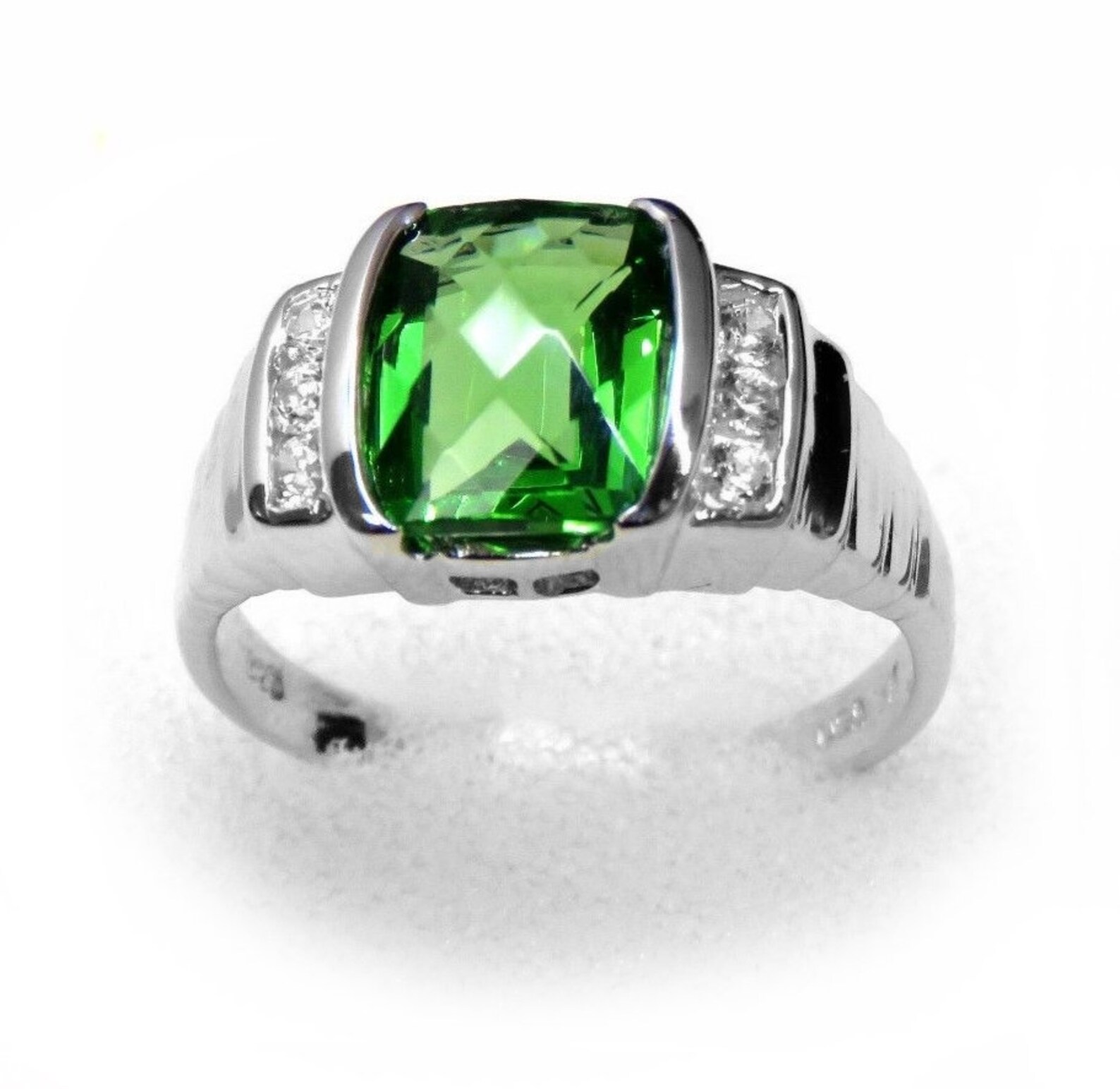 R1162 Forest Green Helenite Curved Rectangular Sterling Silver | Etsy