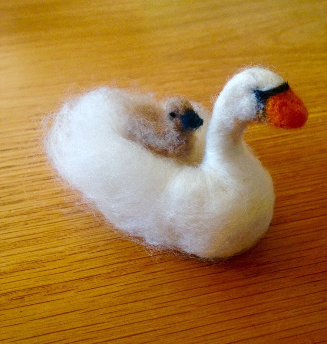 Needle Felt Swan and Cygnet. Hand Crafted - Etsy