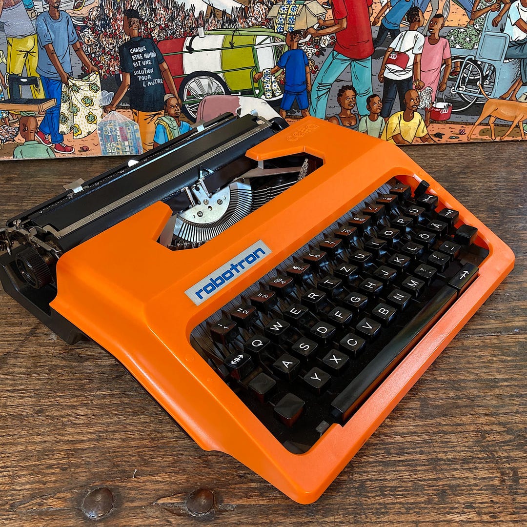 Tom Hanks Has This Rare Typewriter in His Collection: A 1970s Robotron ...