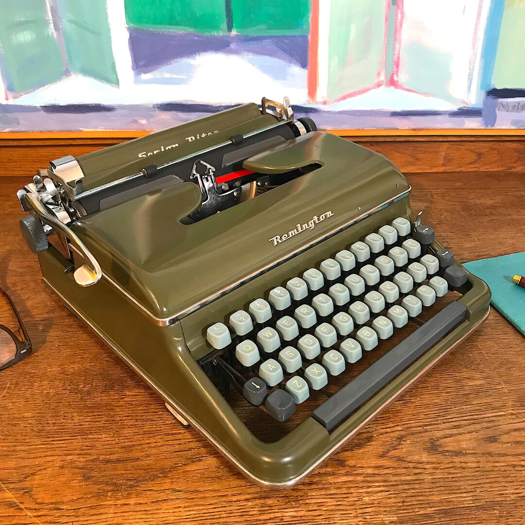 Dutch Military Remington Typewriter, Senior-riter, torpedo Model 18 ...